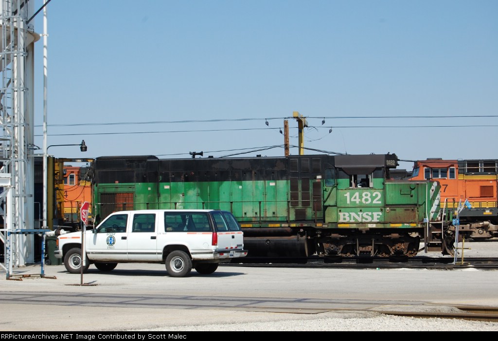 BNSF 1482